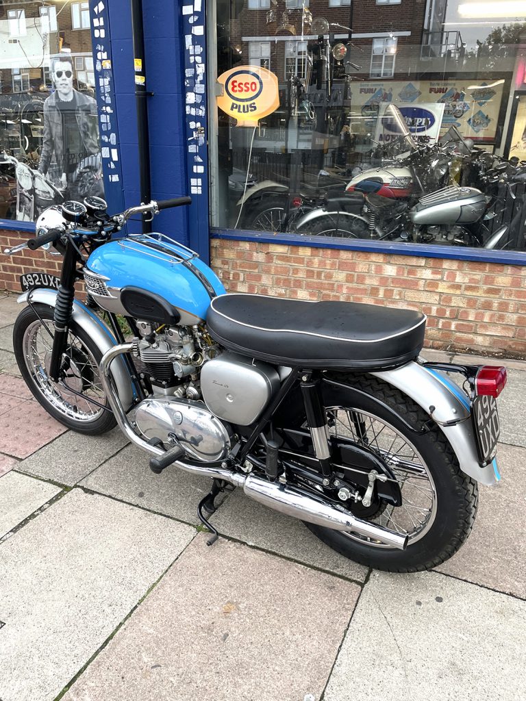 1961 Triumph Pre Unit T120R Bonneville - Ace Classics